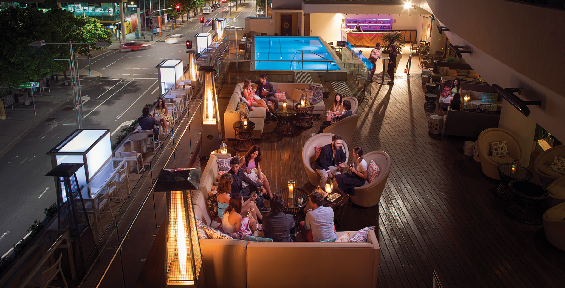 Soleil Pool Bar - EVT